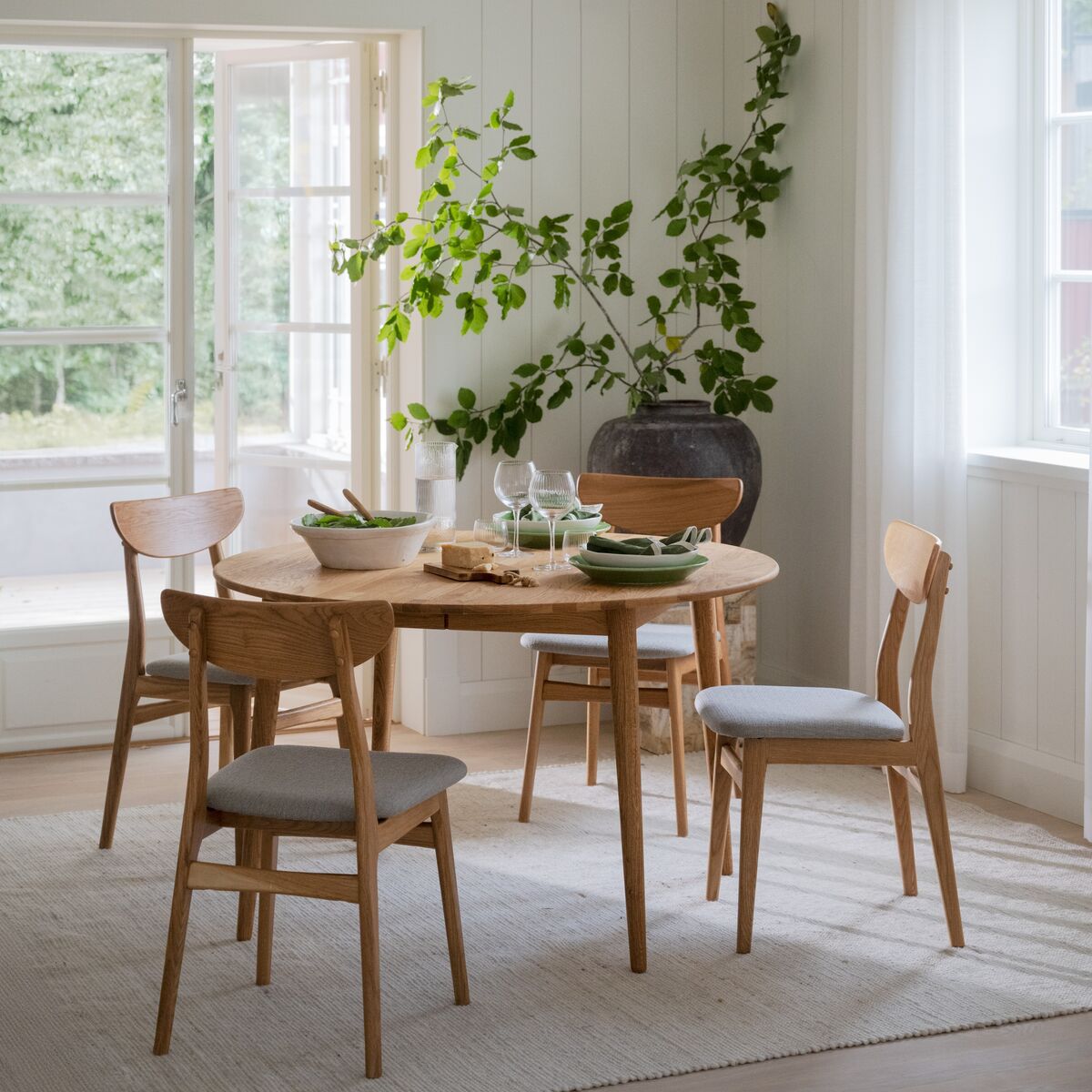 Rowico Home Tyler jatkettava pyöreä ruokapöytä Ø120/165 cm öljytty ...